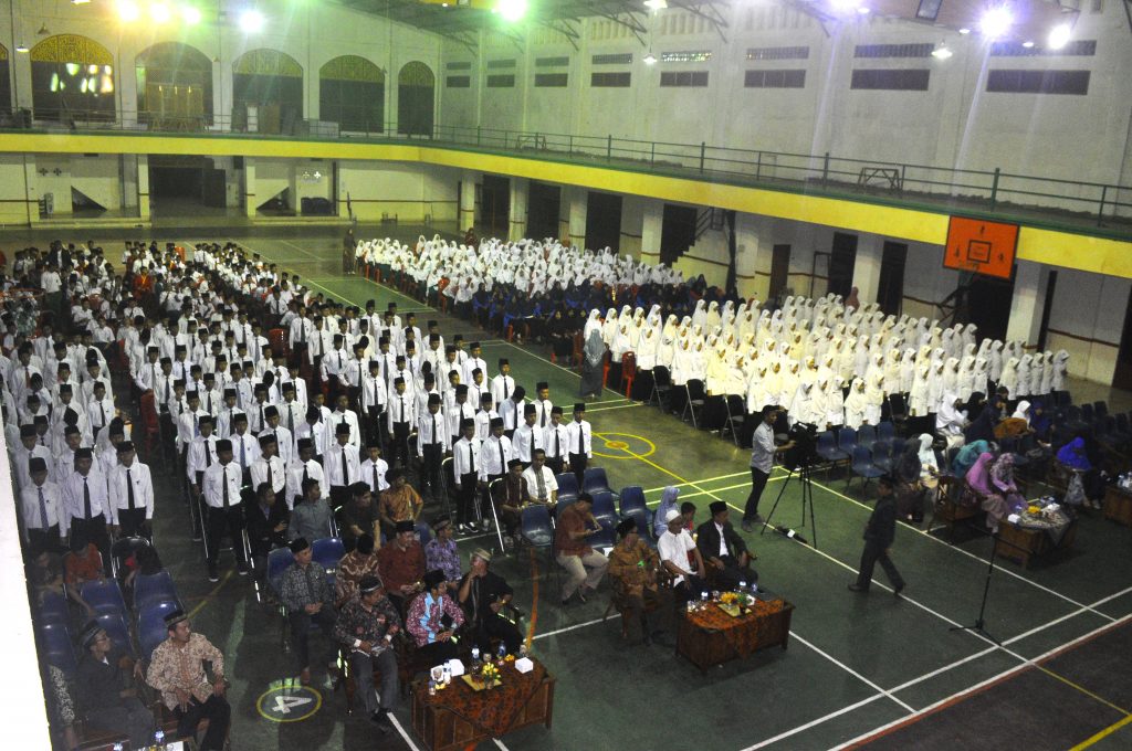 Pelantikan OSIS MTs RU 2016-2017: Latih Siswa Hidupkan Organisasi Sejak ...